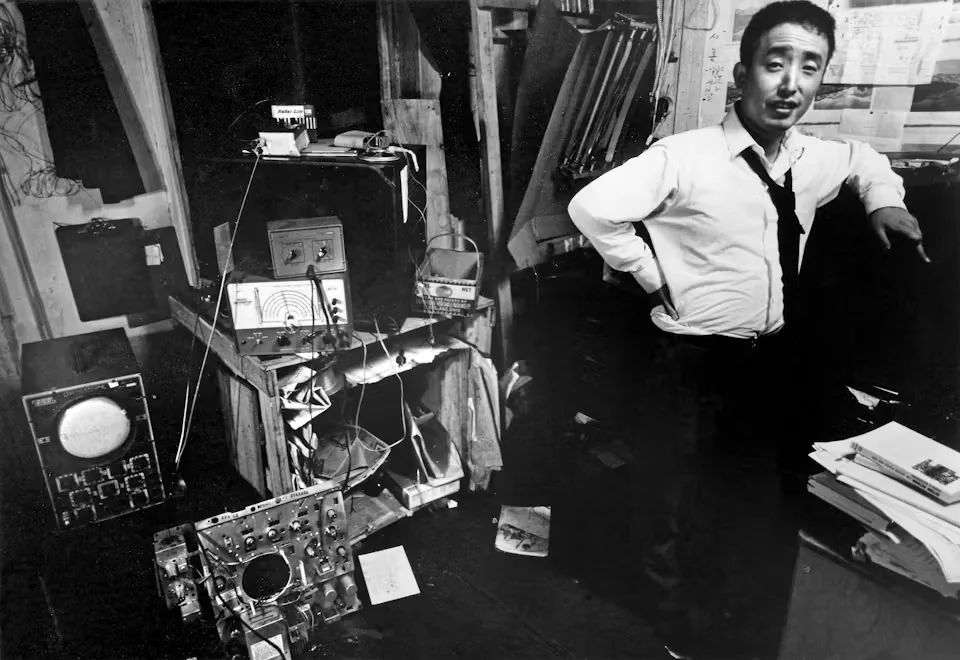 Nam June Paik: El artista visionario que anticipó Internet